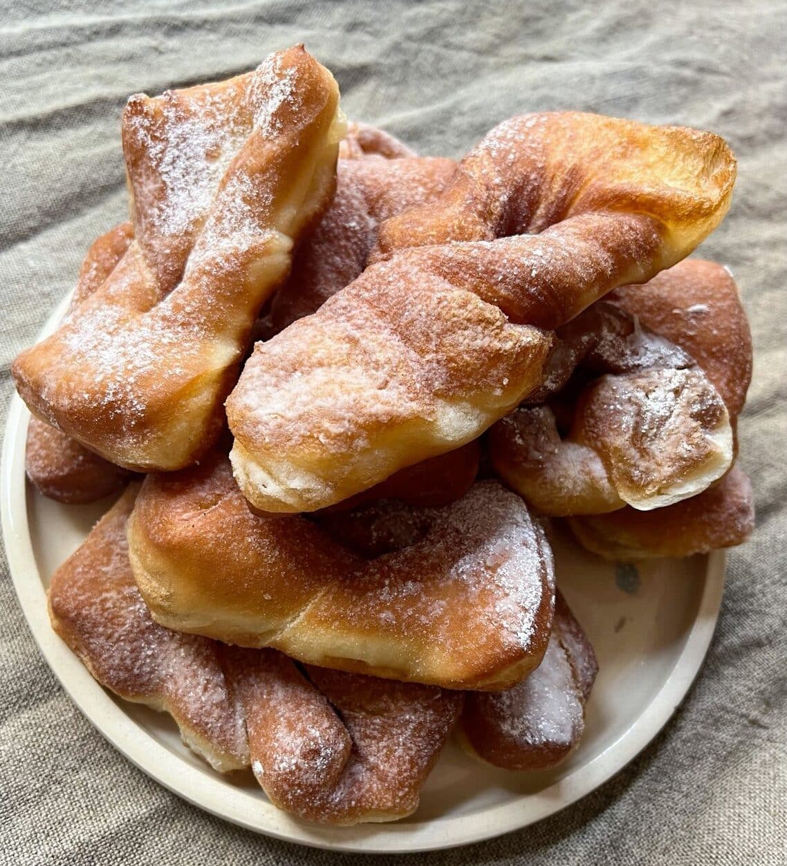 Mardi Gras : où acheter les meilleures bugnes de Lyon