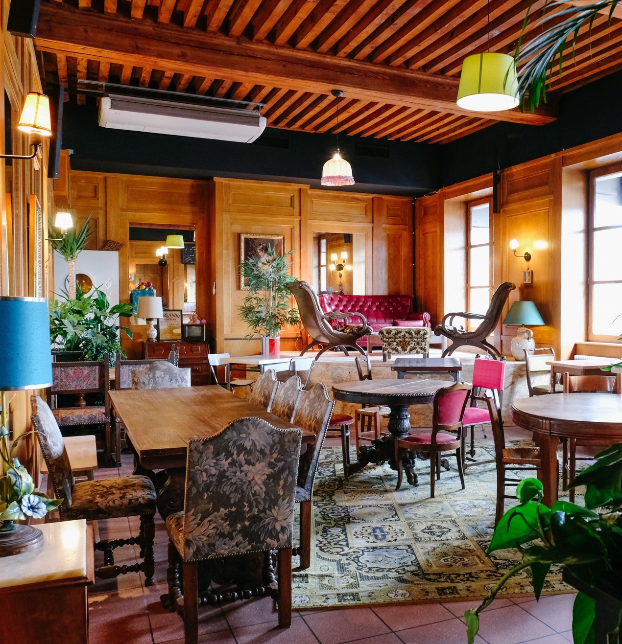 Top 5 des bars les plus barrés et insolites de Lyon